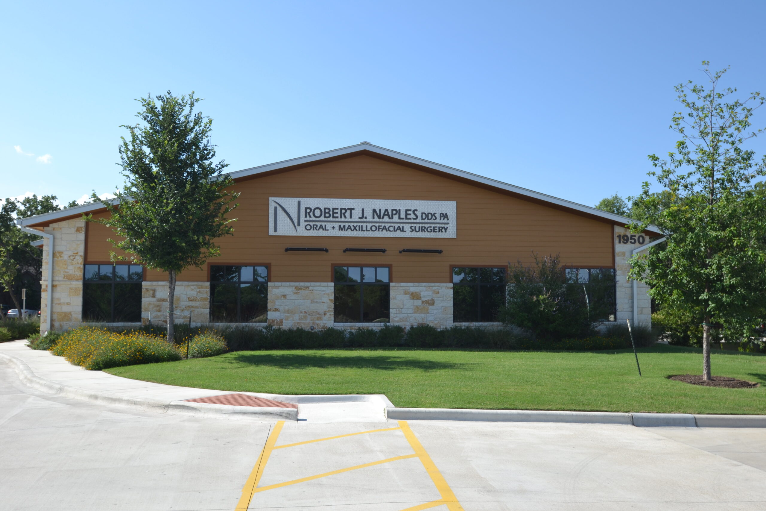 Dr. Robert Naples Oral Surgery